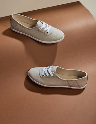 Women's footwear & accessories at low prices | DEICHMANN