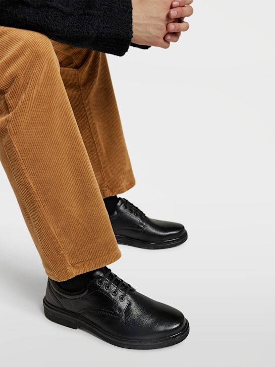 Claudio Conti Официални обувки Черен | DEICHMANN